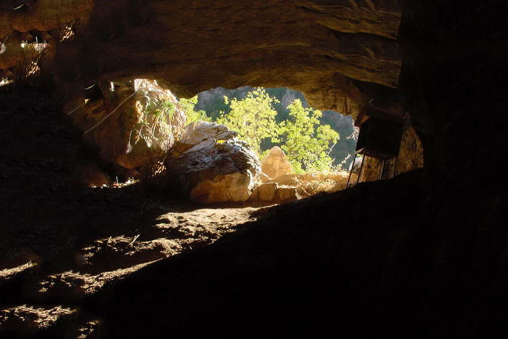 Almopia Cave Park - Irenes Resort